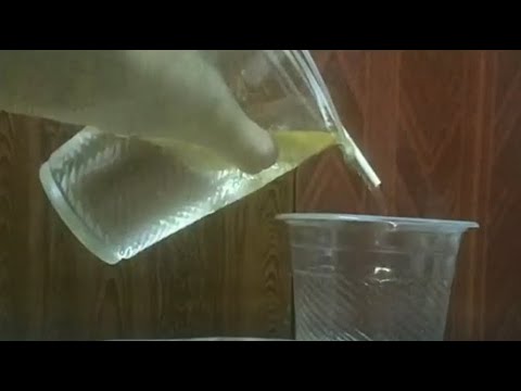 Decantation of oil and water mixture - YouTube