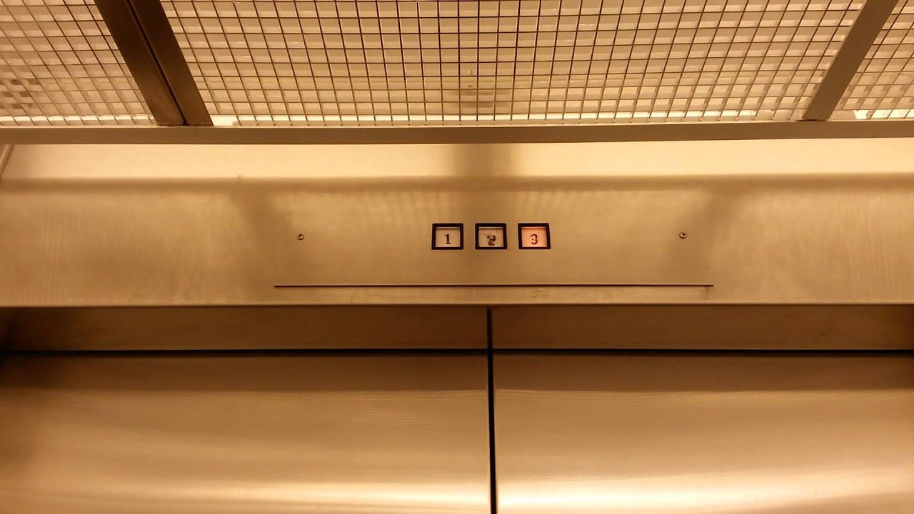 Montgomery Hydraulic Elevator- Bloomingdale's Boca Raton - YouTube