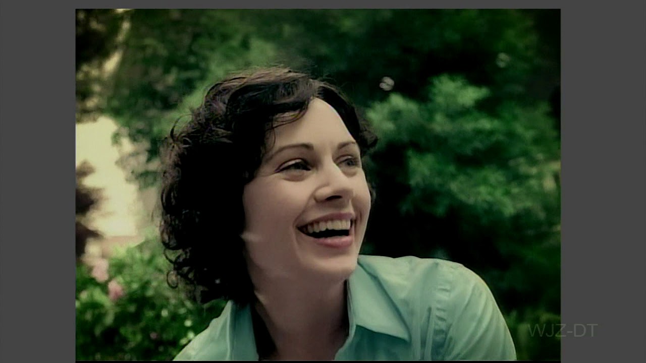 CBS Commercials (December 1, 2004) - YouTube