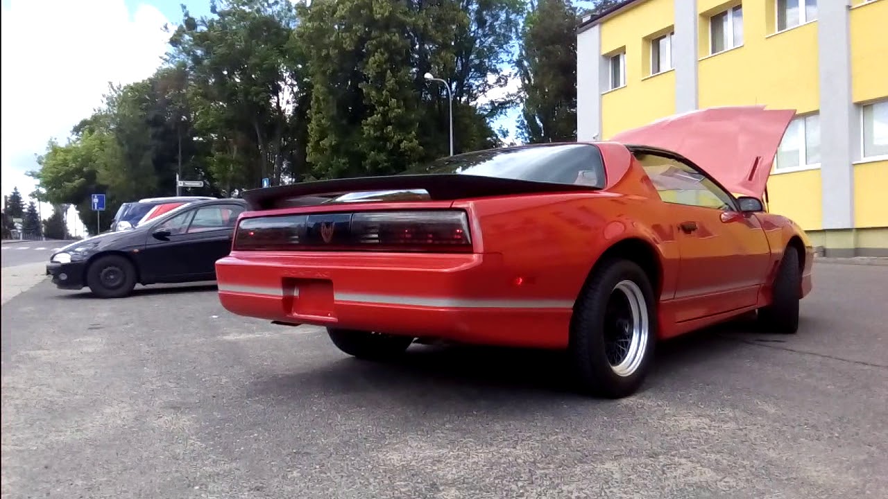 Pontiac Firebird Trans AM V8 LOVE SOUND in Świecie - YouTube
