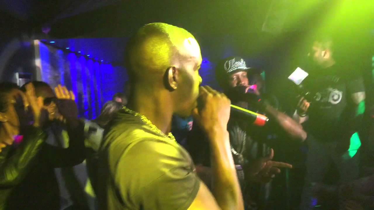 So Solid Crew - 21 seconds @ E11ven's - Chippenham - Aug 15 - YouTube