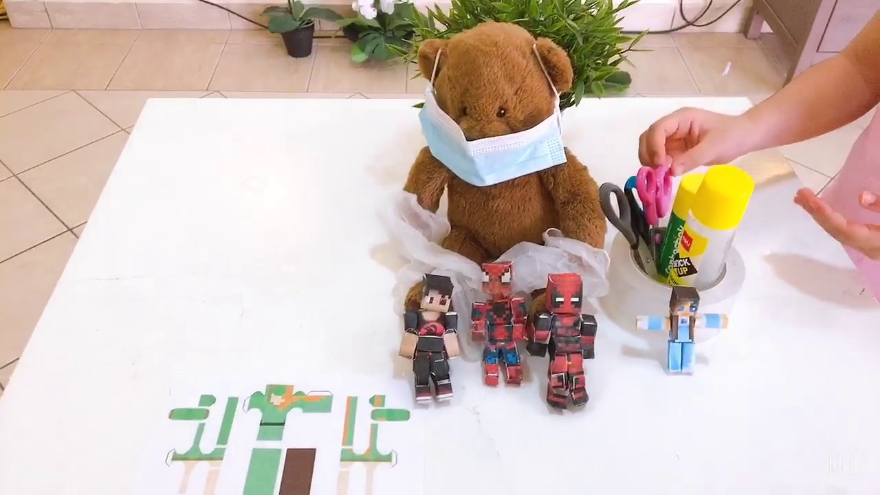 Minecraft papercraft Alex bendable girl - YouTube
