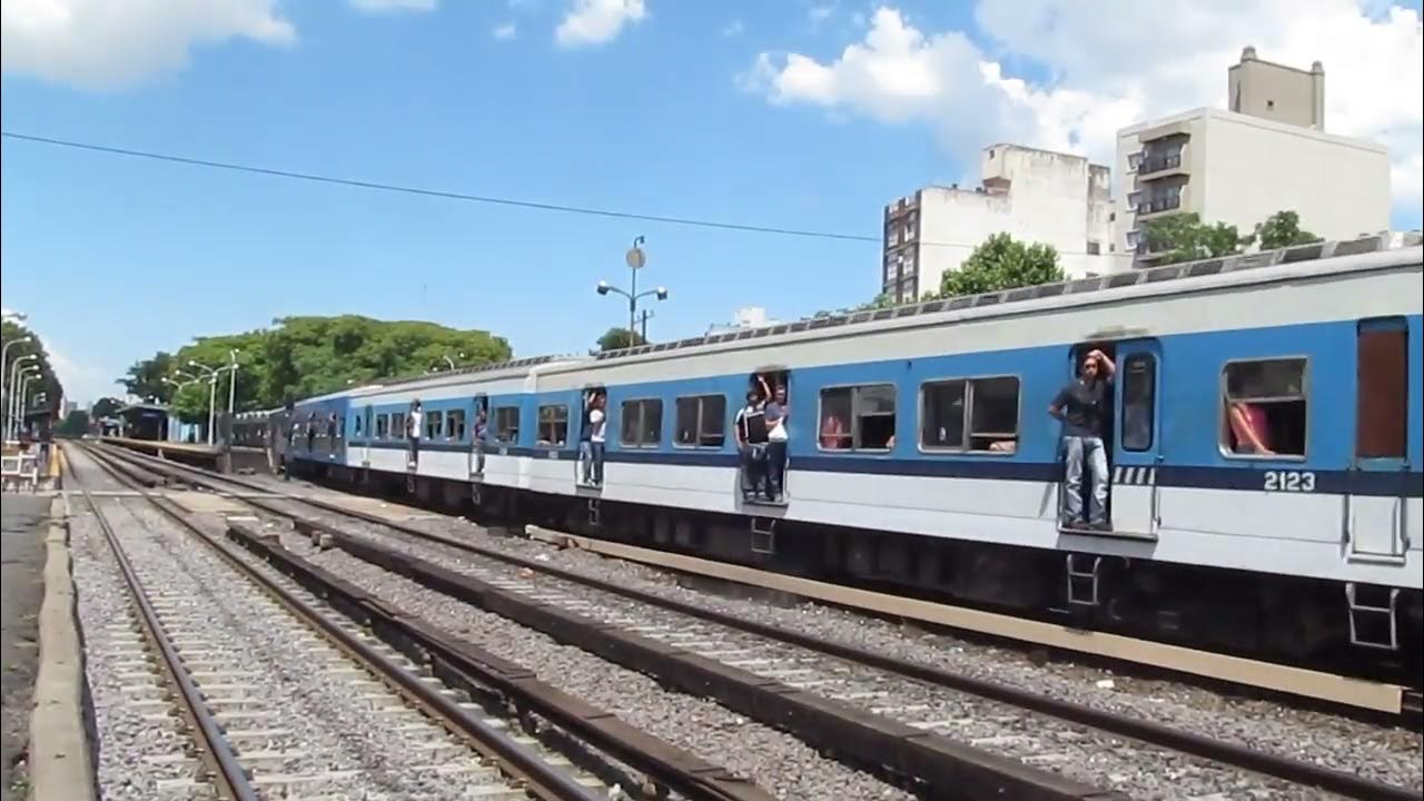 Toshiba chapa 18 saliendo de Haedo(el tren que hizo puso Lautix24 en la Línea Sarmiento) - YouTube