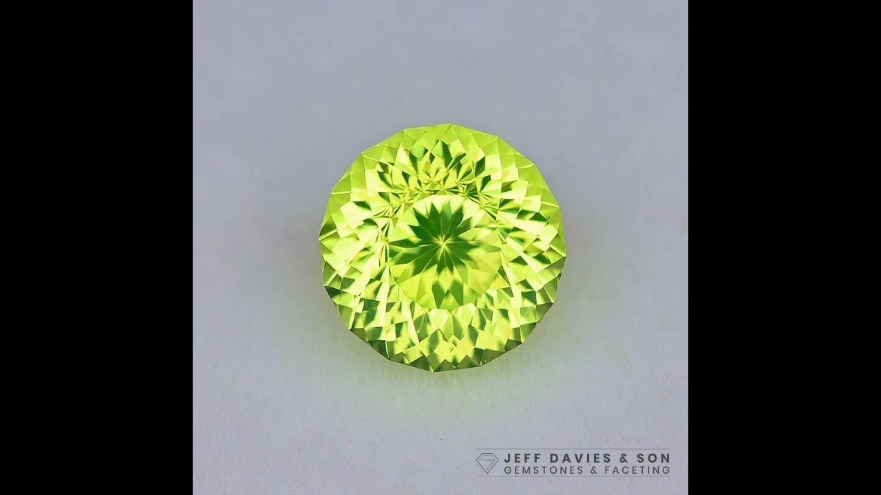 2.61ct LAB Lumo Garnet LuAG - Lutetium Aluminum Garnet - Pulled ...