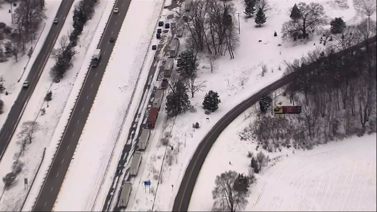 Massive Pileup on Icy Michigan Interstate - YouTube