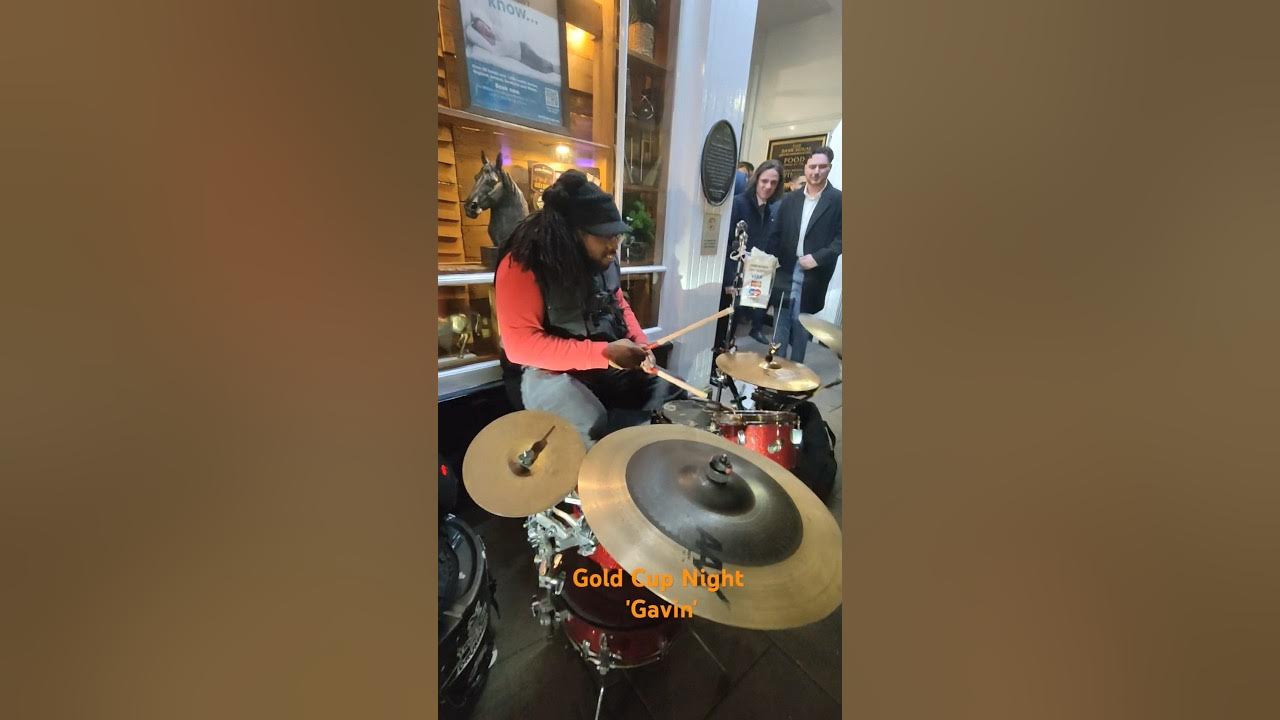 #goldcup #punters #cheltenham #wetherspoons - YouTube