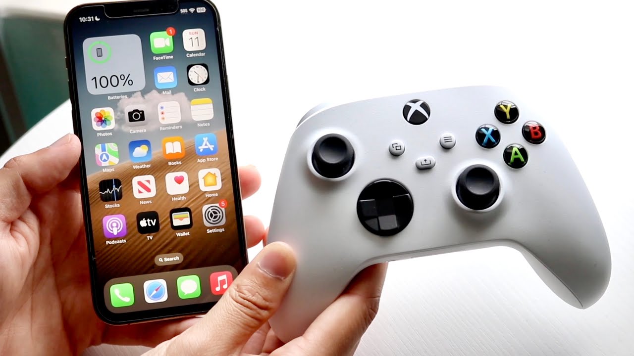 How To Connect Xbox Controller To iPhone! (iOS 17) - YouTube