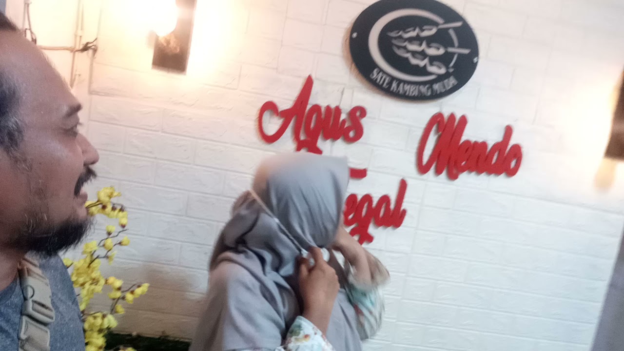 Kuliner Tegal.. Kepala Kambing Paling TOP di Tegal, AGUS MENDO - YouTube