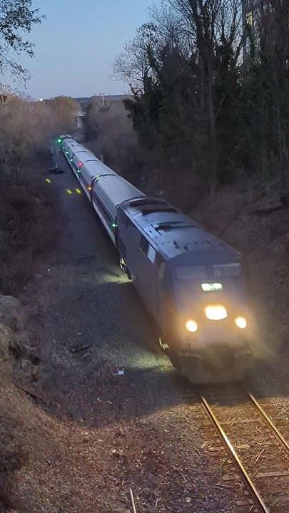 Amtrak Carolinian train 79 arrives Raleigh NC at Kindley Street 12/5/2024 - YouTube