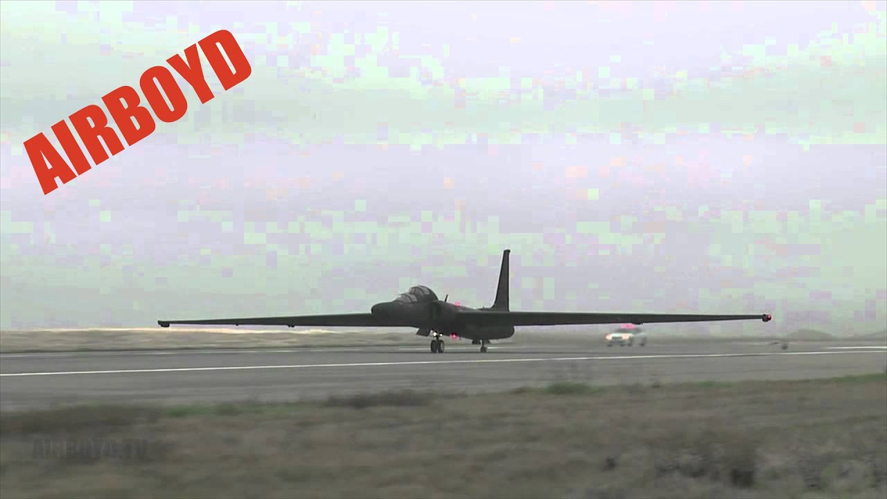U-2 Takeoff (2012) - YouTube