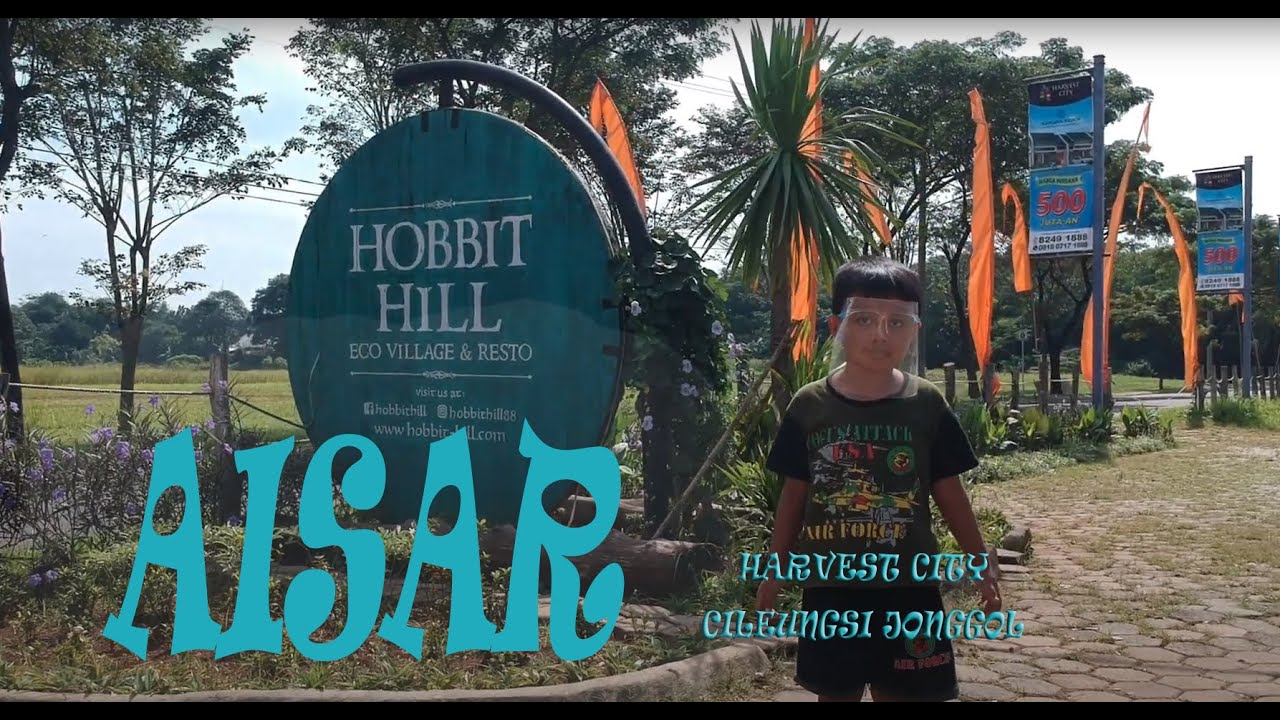 PINTU GERBANG HOBBIT HILL HARVEST CITY CILEUNGSI - YouTube