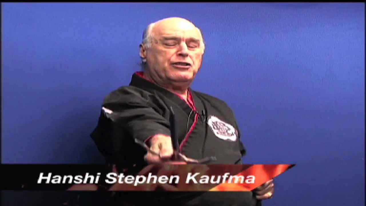 Hanshi's World - Introduction to Sai - YouTube