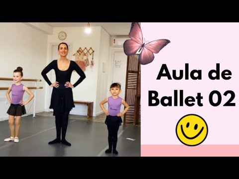 Aula de Ballet Infantil grátis 02- aquecimento pé triste e sorrindo