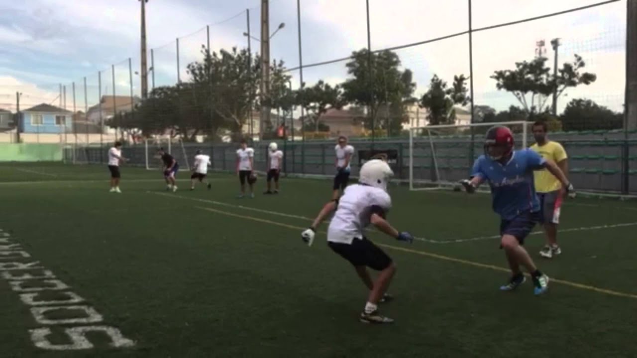 Rio Football Academy - Treino 5/23/15 - YouTube