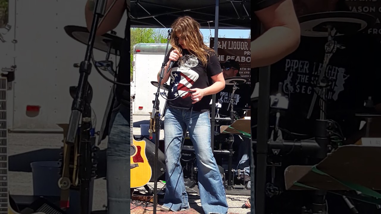 Piper Leigh and the Smoking Section - YouTube