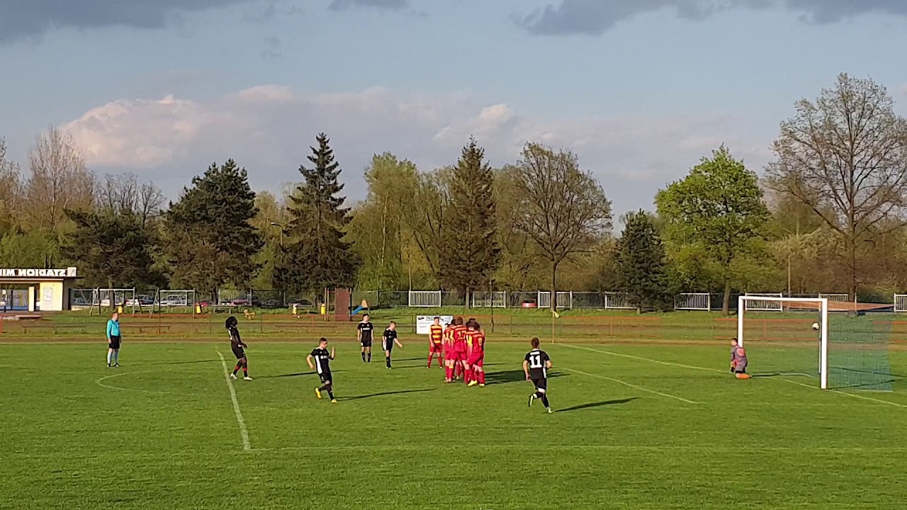 Skawa Wadowice - Huragan Skawica: bramka Patmore Shereni - YouTube