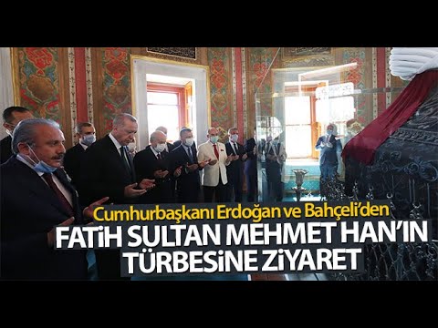 Cumhurbaşkanı Erdoğan, Fatih Sultan Mehmet Han'ın Türbesini Ziyaret Etti