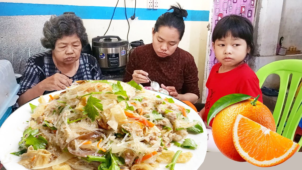 COOK TOGETHER Glass Noodle fry with pork and Yui just like to eat with ...