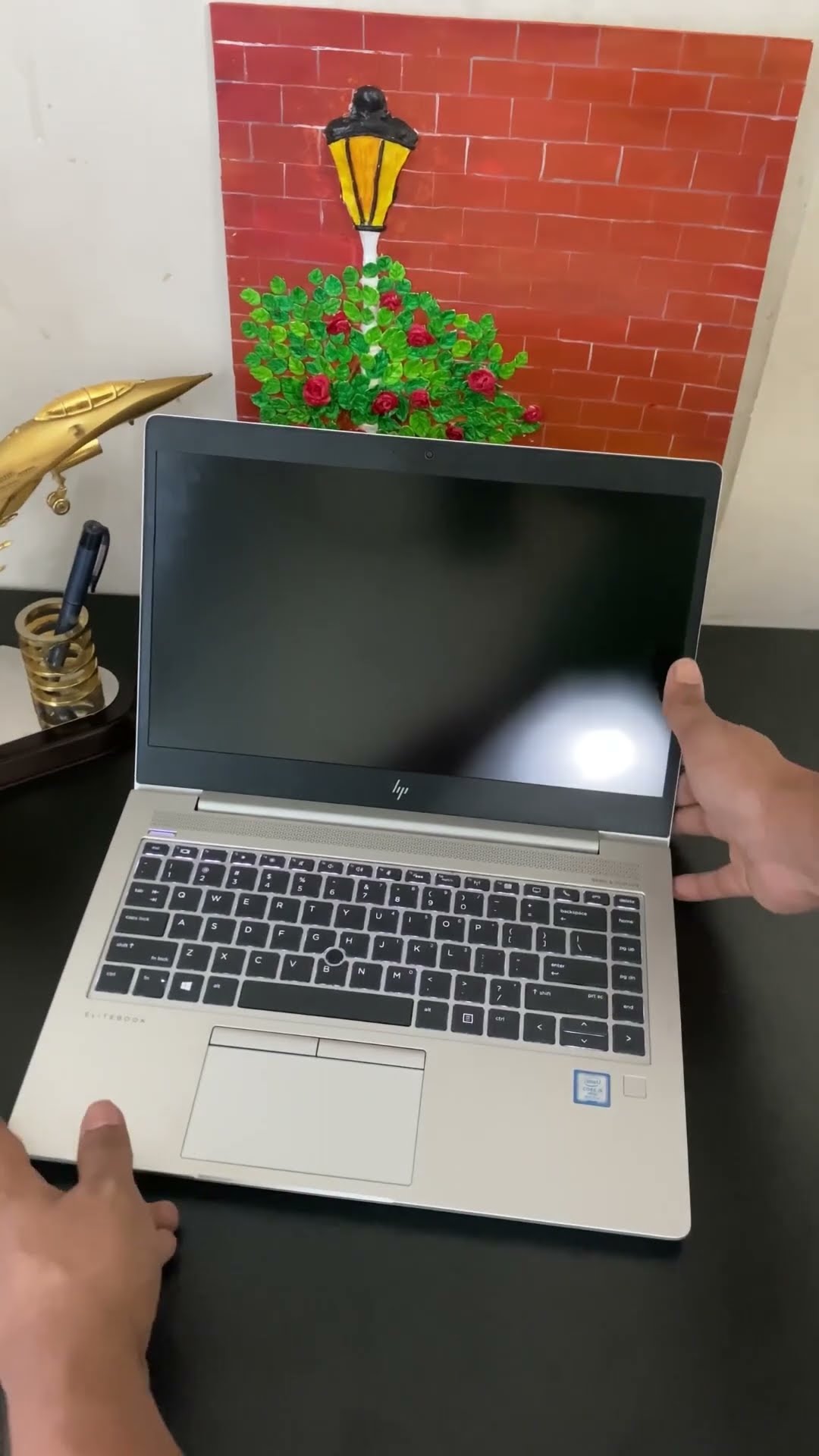 Laptop bazar store
