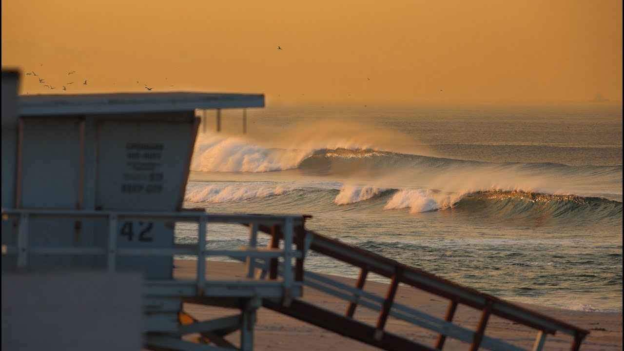 Smokey Waves : Smoke from the fires lingers over these beautiful waves ...