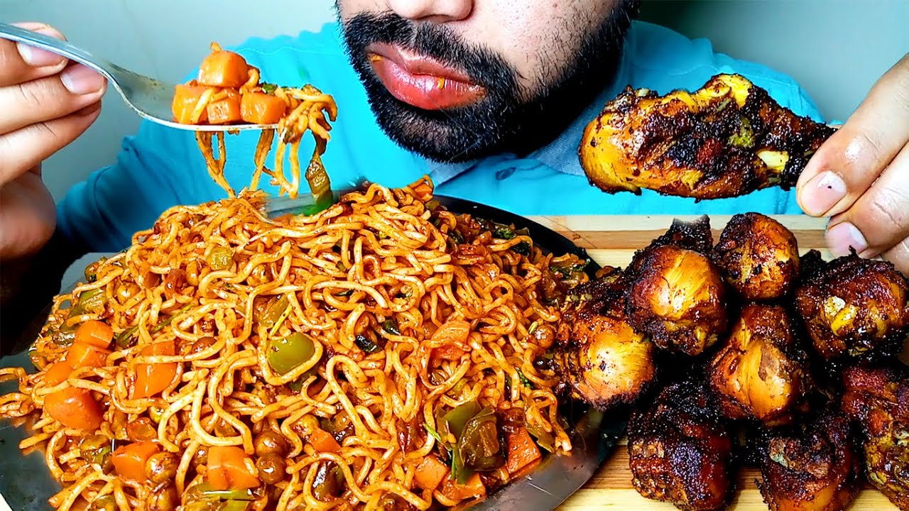 VEGETABLE MAGGI NOODLES WITH CHICKEN FRY #HungryPiran - YouTube