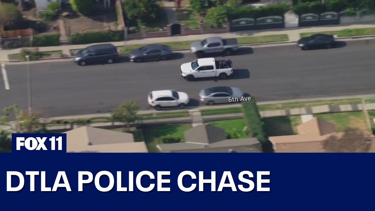 High-speed pursuit ends in foot chase - YouTube
