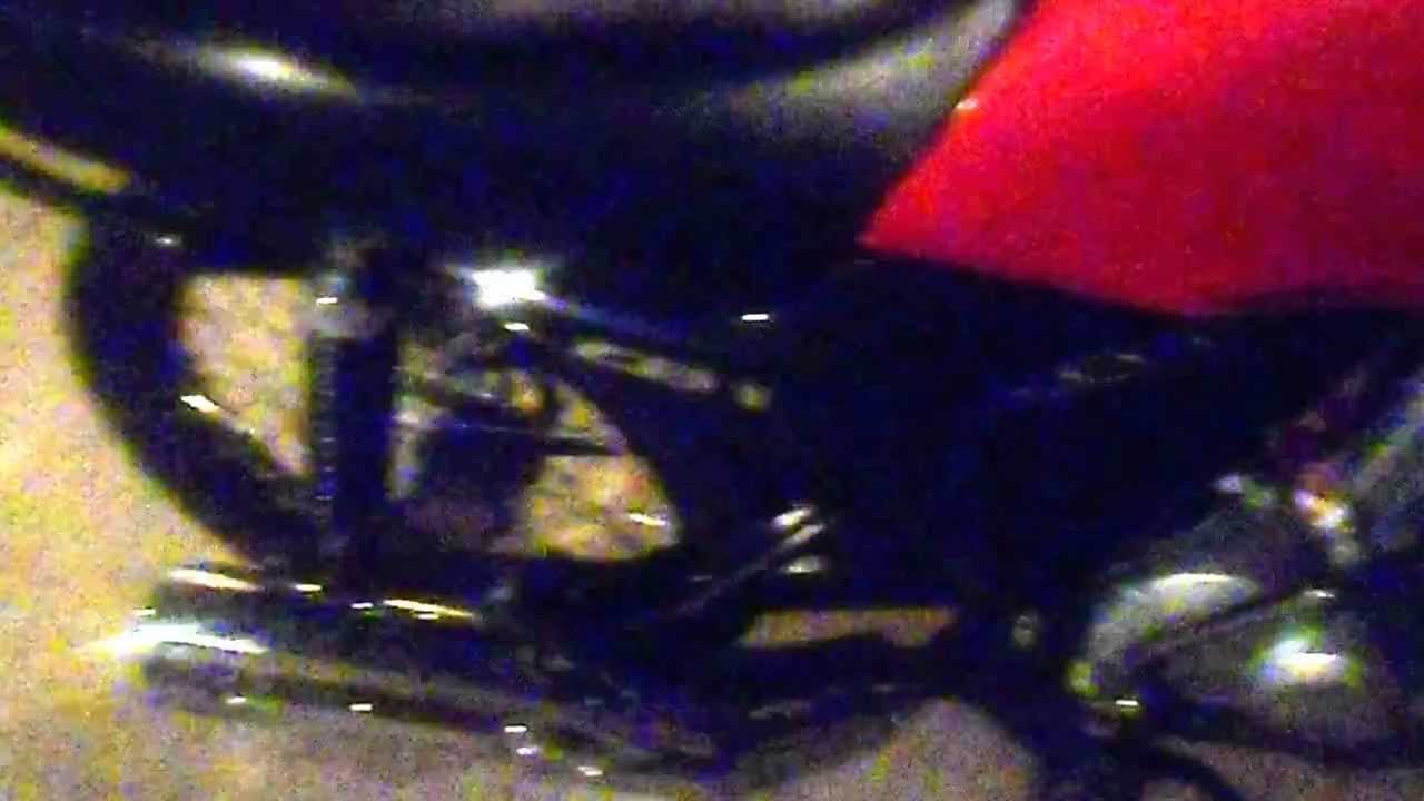 Honda Cb1 125 al corte - YouTube