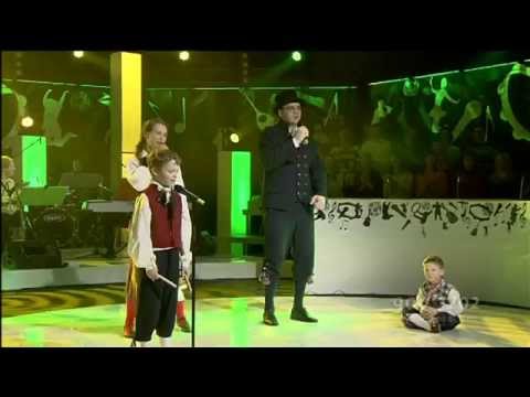 Perekond Laanela "Suured koerad, väikesed koerad" - YouTube