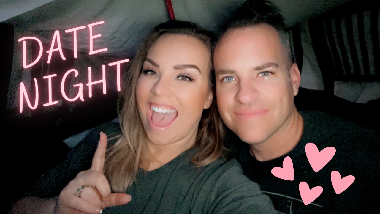 COUPLES ADVENTURE CHALLENGE | DATE NIGHT IN - YouTube