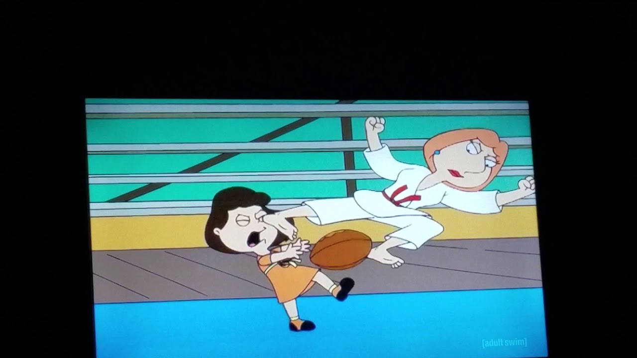 Charlie Brown Reference In Family Guy - YouTube