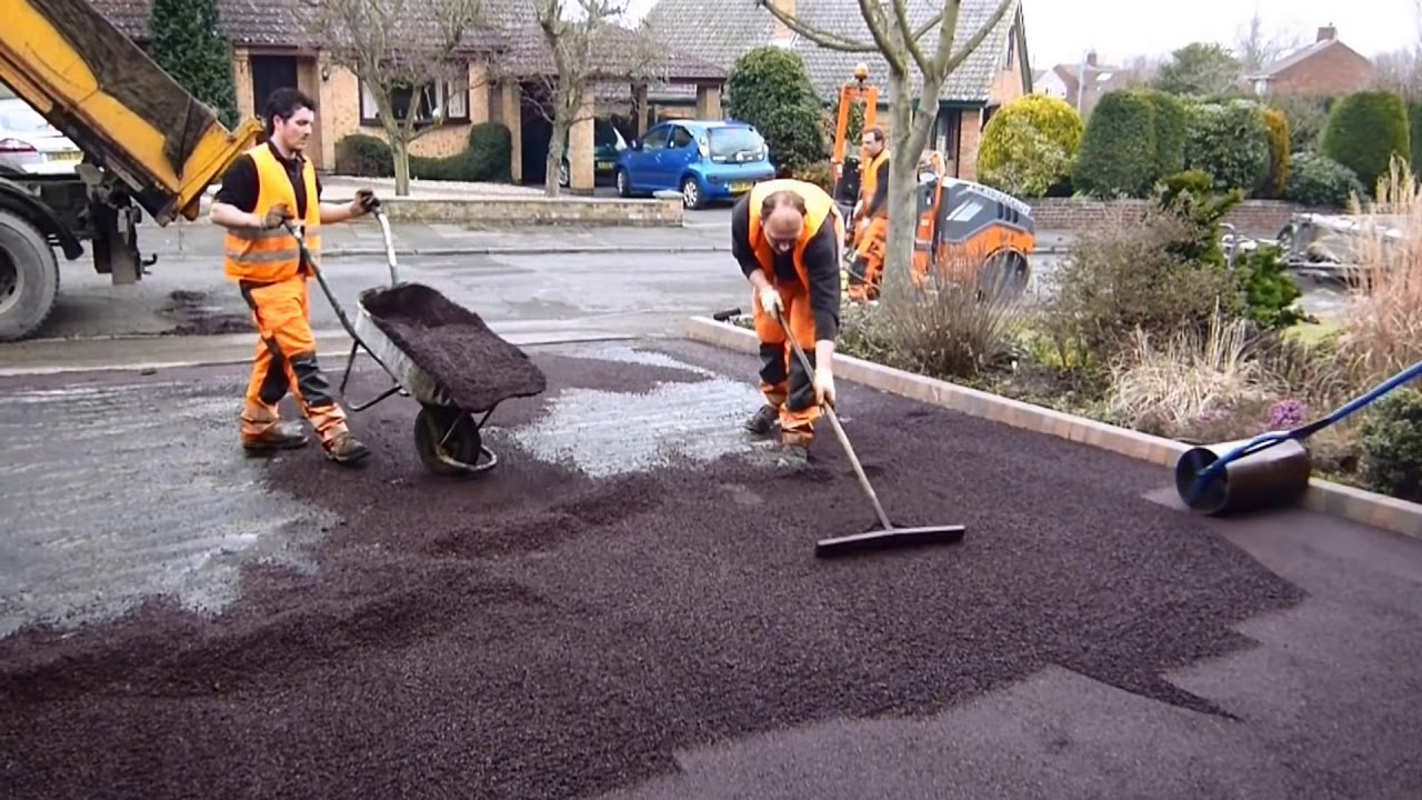 JC Surfacing Domestic driveway - YouTube