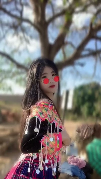 Hmoob Tej Poj niam - YouTube