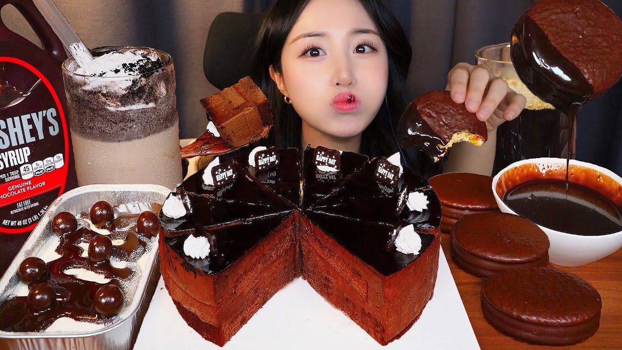 초콜릿 폭포에 퐁당🍫 달콤 촉촉 초콜릿 무스 케이크 먹방 Asmr Mukbangㅣ초코파이 몰티저스 케이크ㅣdessert