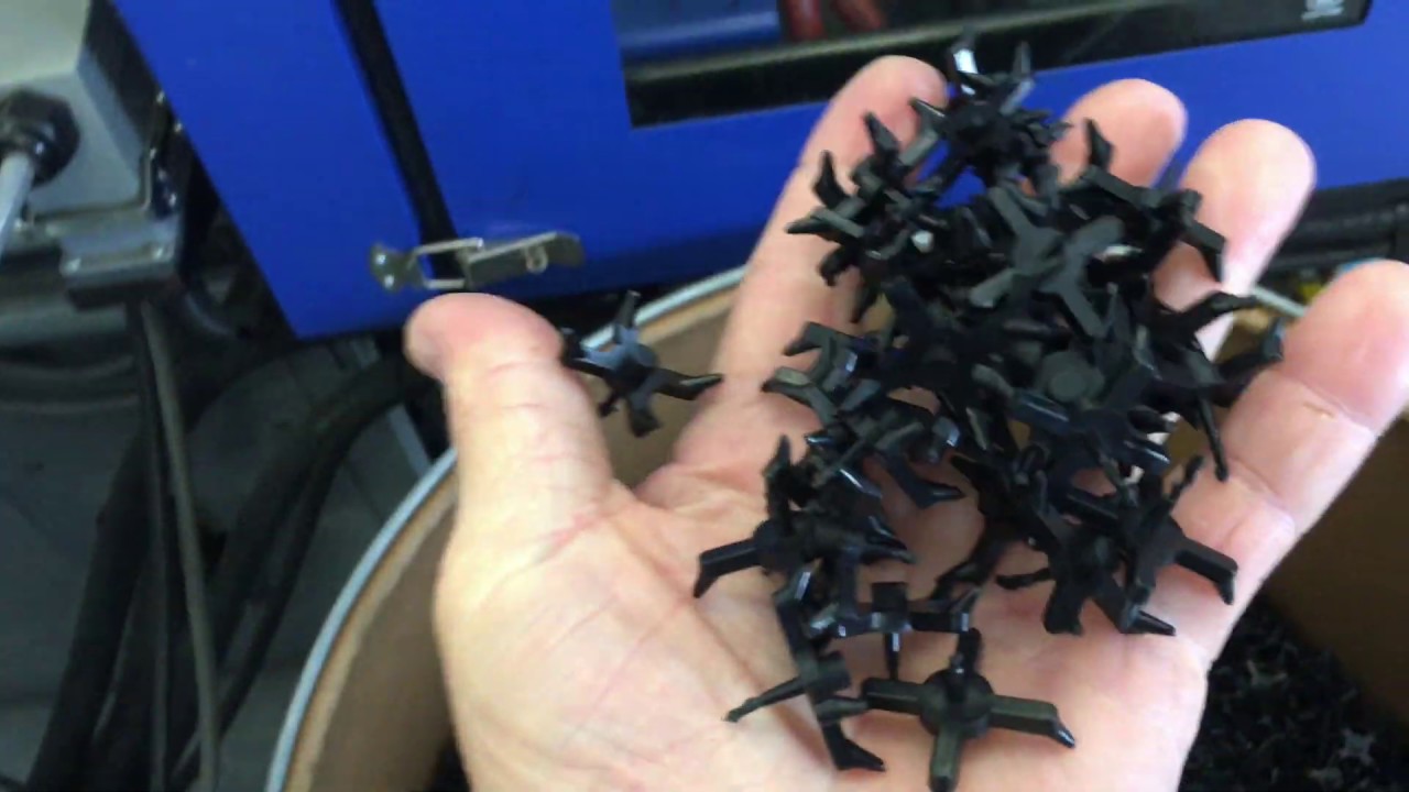 INJECTION MOLDING using a Robot - YouTube