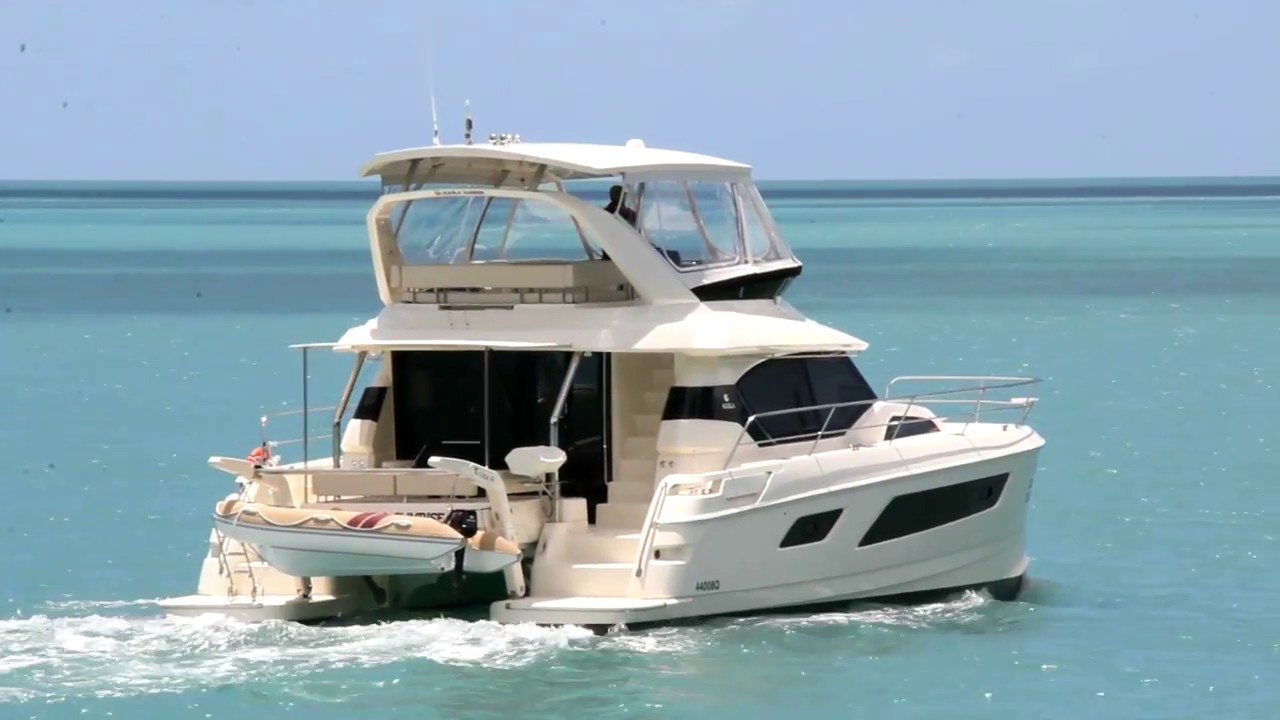 Aquila 44 - Power Catamaran - YouTube