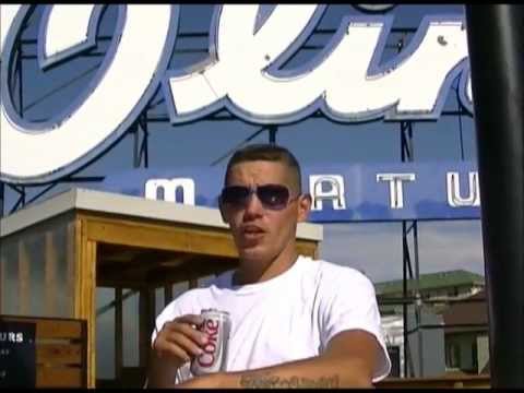 Faygo explodes off a 200 foot building!!! - YouTube