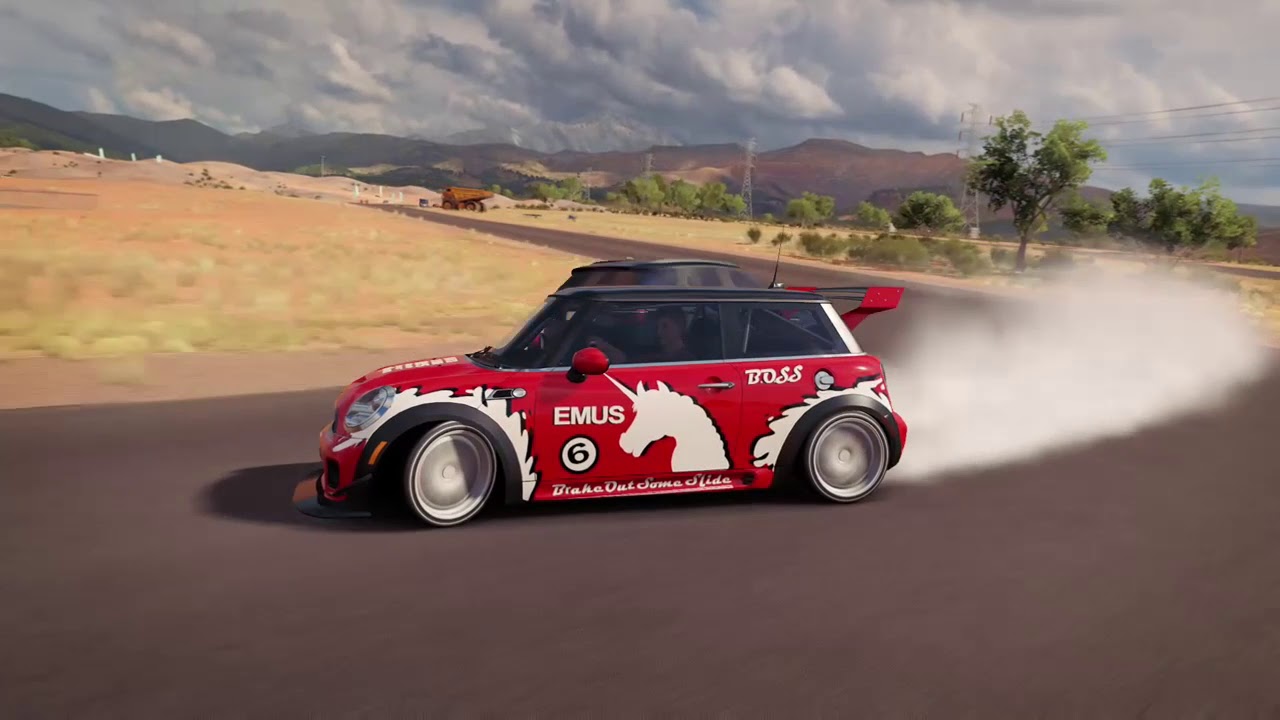 MINI MADNESS - YouTube