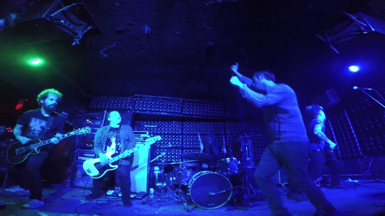 United Nations - Serious Business (live) - YouTube