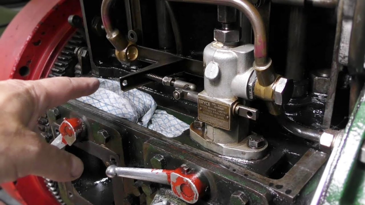 5. Narrowboat Aslan's Vintage Engine - Trouble in Paradise . . . - YouTube