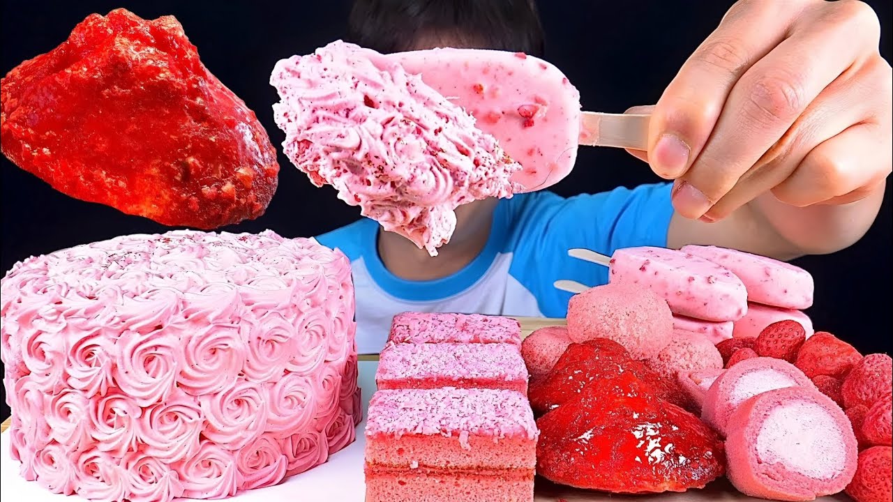 Asmr 딸기디저트🍓딸기생크림케이크 딸기휘낭시에 아이스크림 딸기 동결건조과자 먹방~ Strawberry Cream Cake