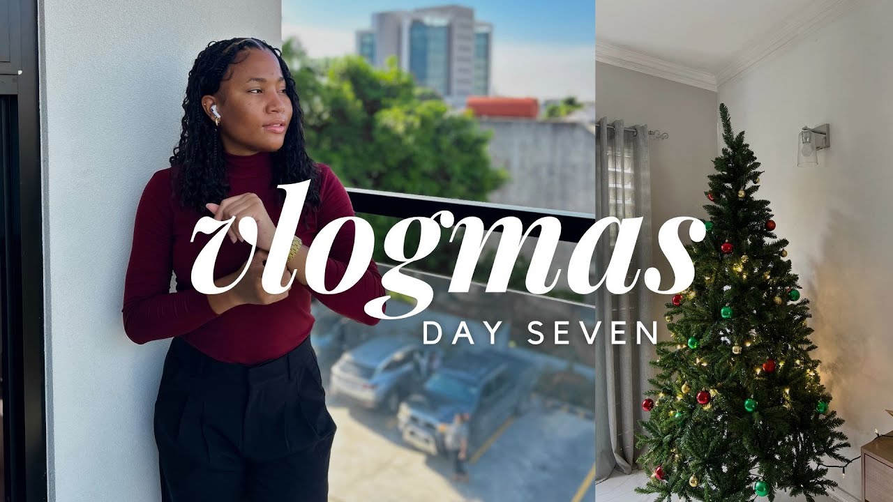 VLOGMAS 07 | Advent calendar, Coffee Run, Work Day, Supermarket Run ...