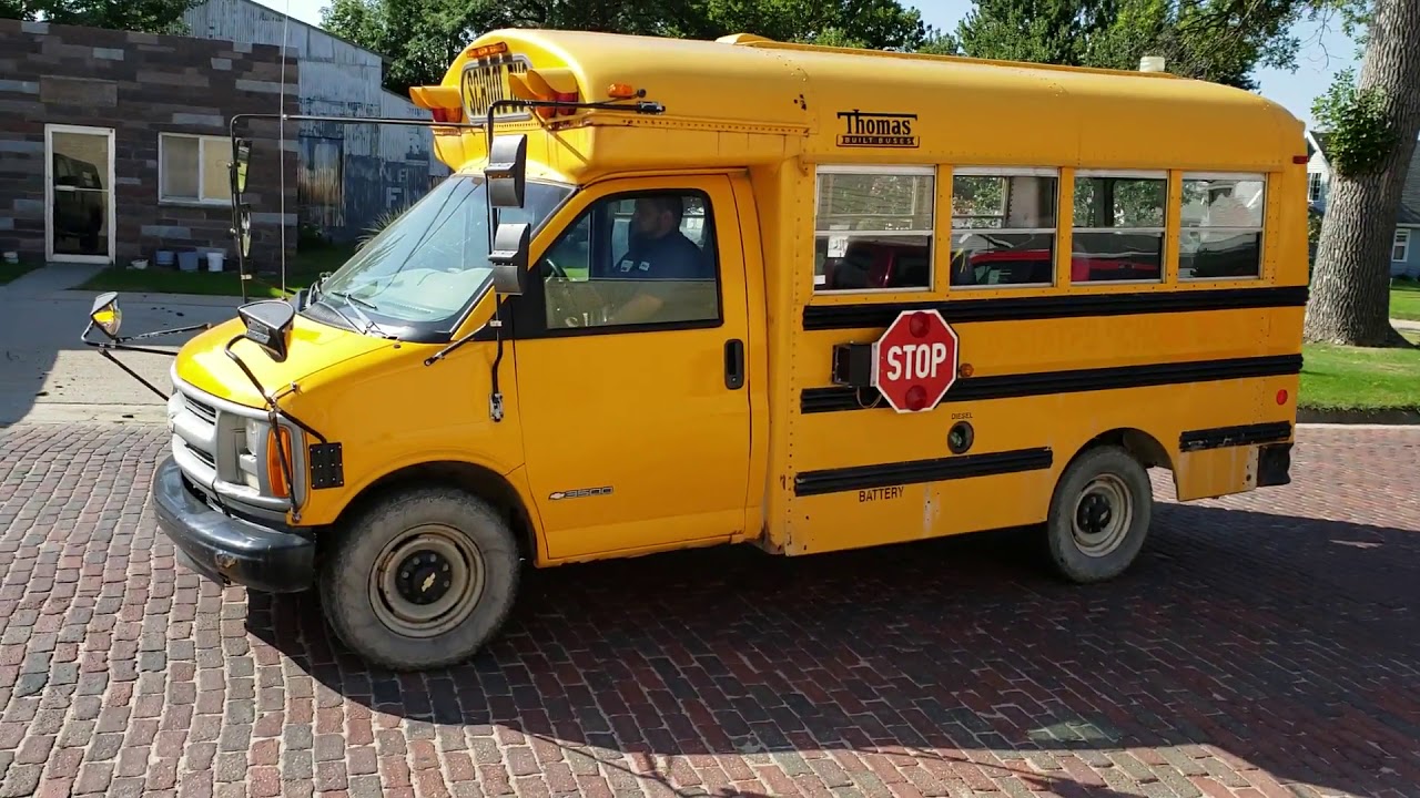 2000 CHEVROLET THOMAS For Sale - YouTube