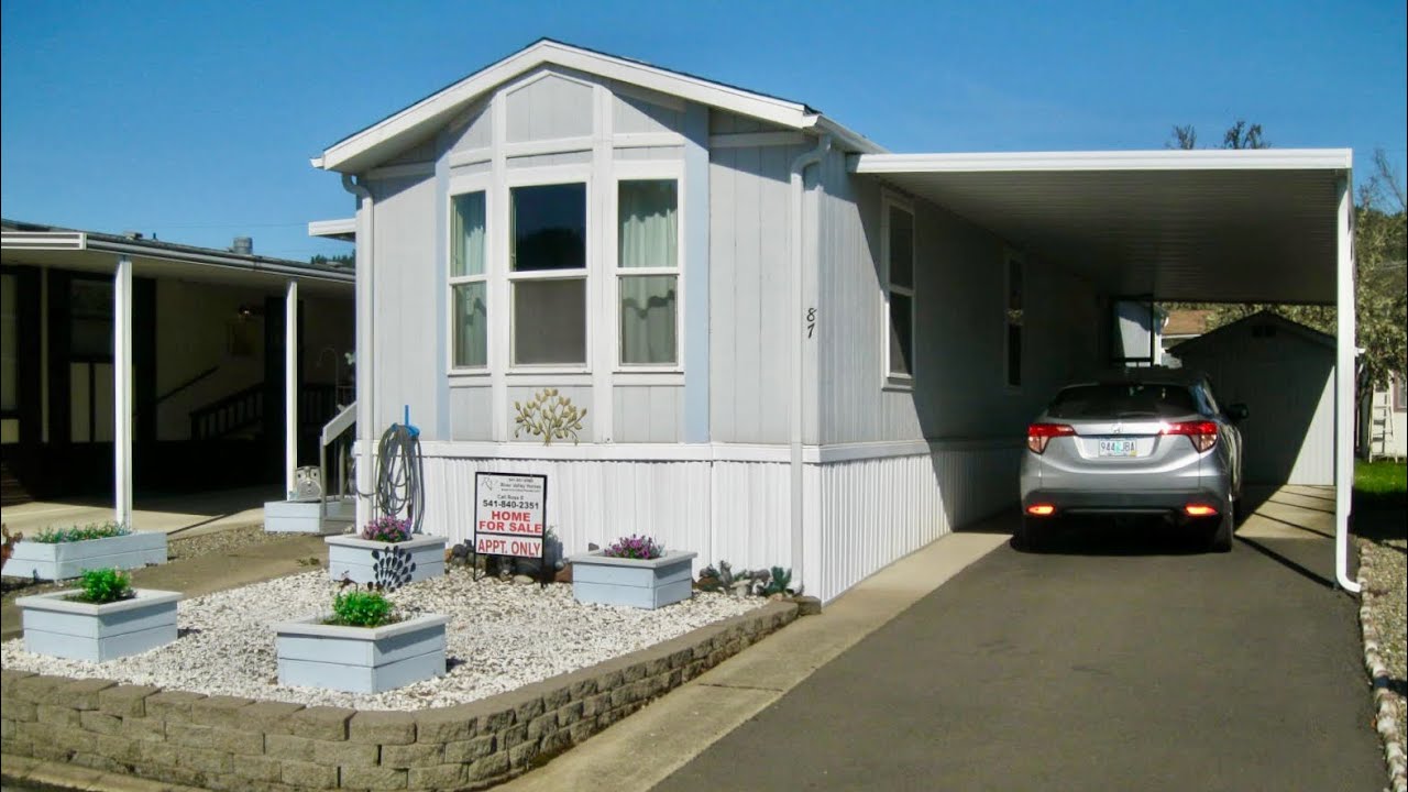 2002 Golden West Manufactured Home For Sale - YouTube