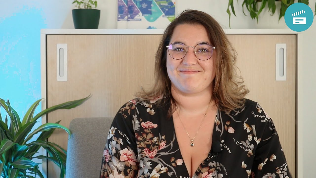 LinkedIn : ça ne sert à rien ! - YouTube