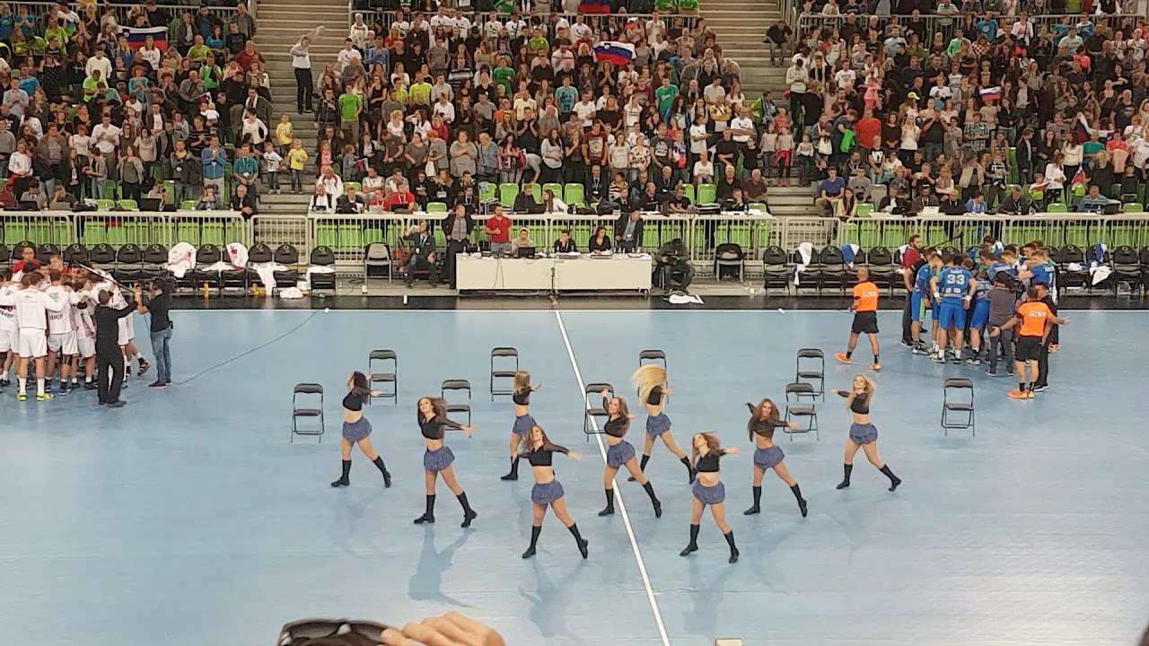 Ladies Dance Team Me Sexy Youtube