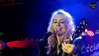 Vanja Sky - Devil Woman Chords - Chordify