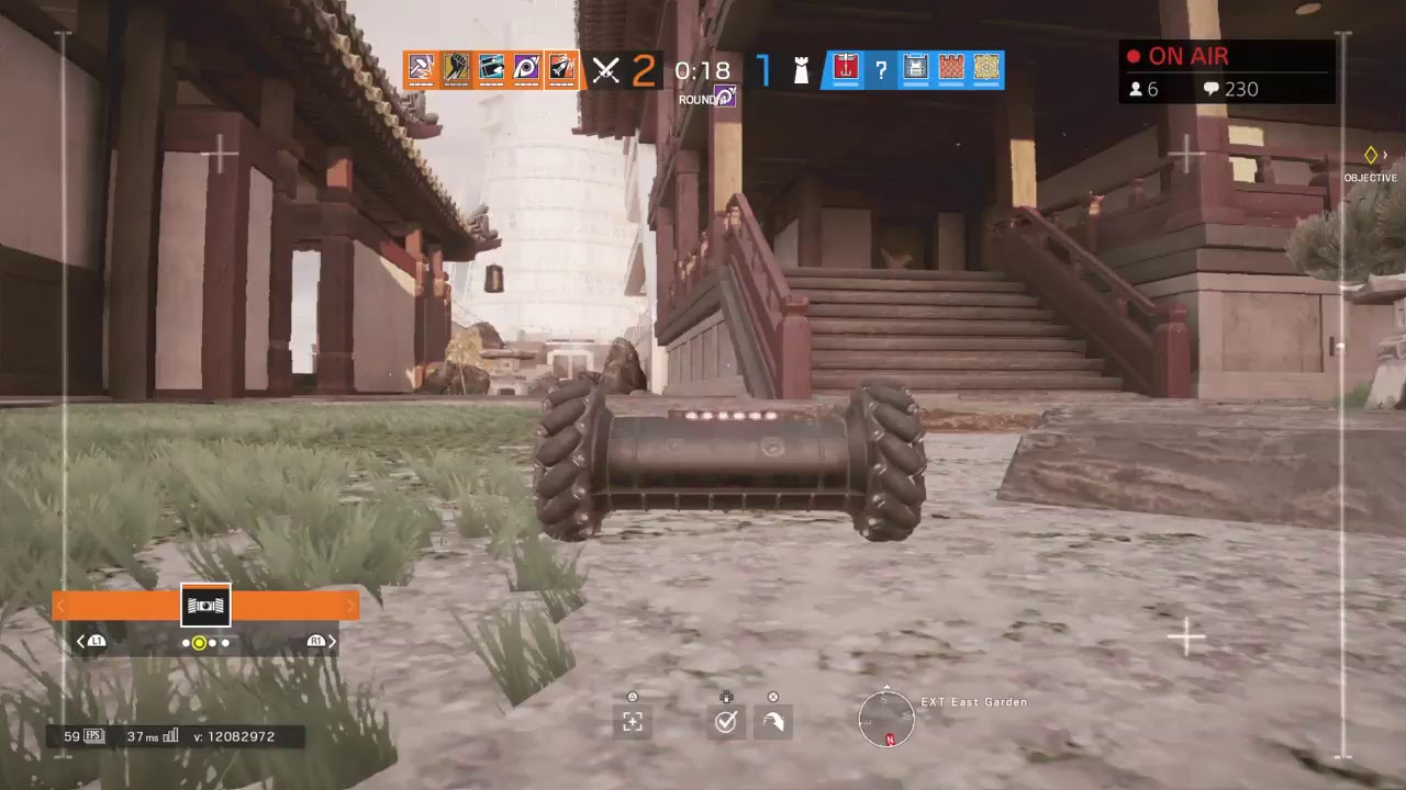 R6/Talking to chat - YouTube