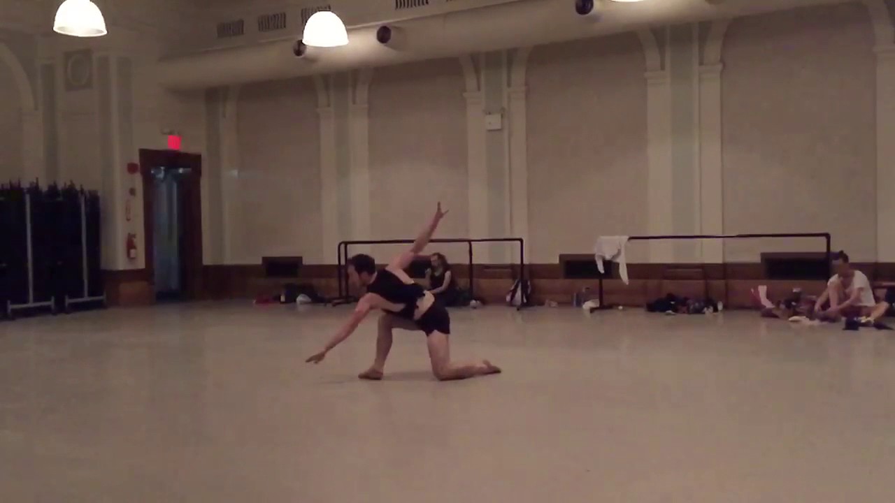 Le Corsaire male variation Laszlo Major @laszlomajor Les Ballets ...