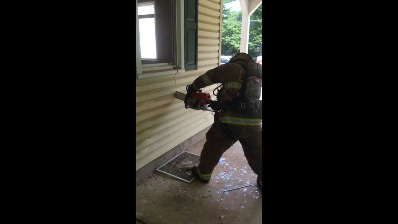 Demo: Window Cut Down - YouTube