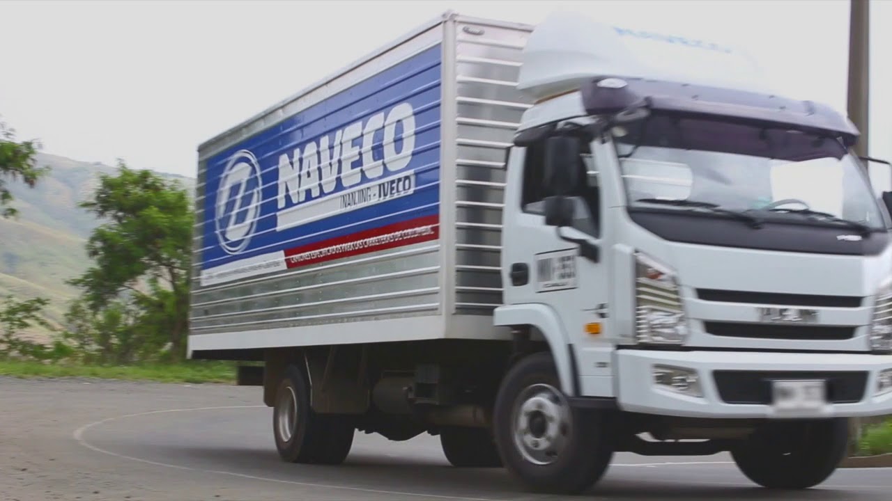 Prueba de manejo NAVECO X500-42 - YouTube